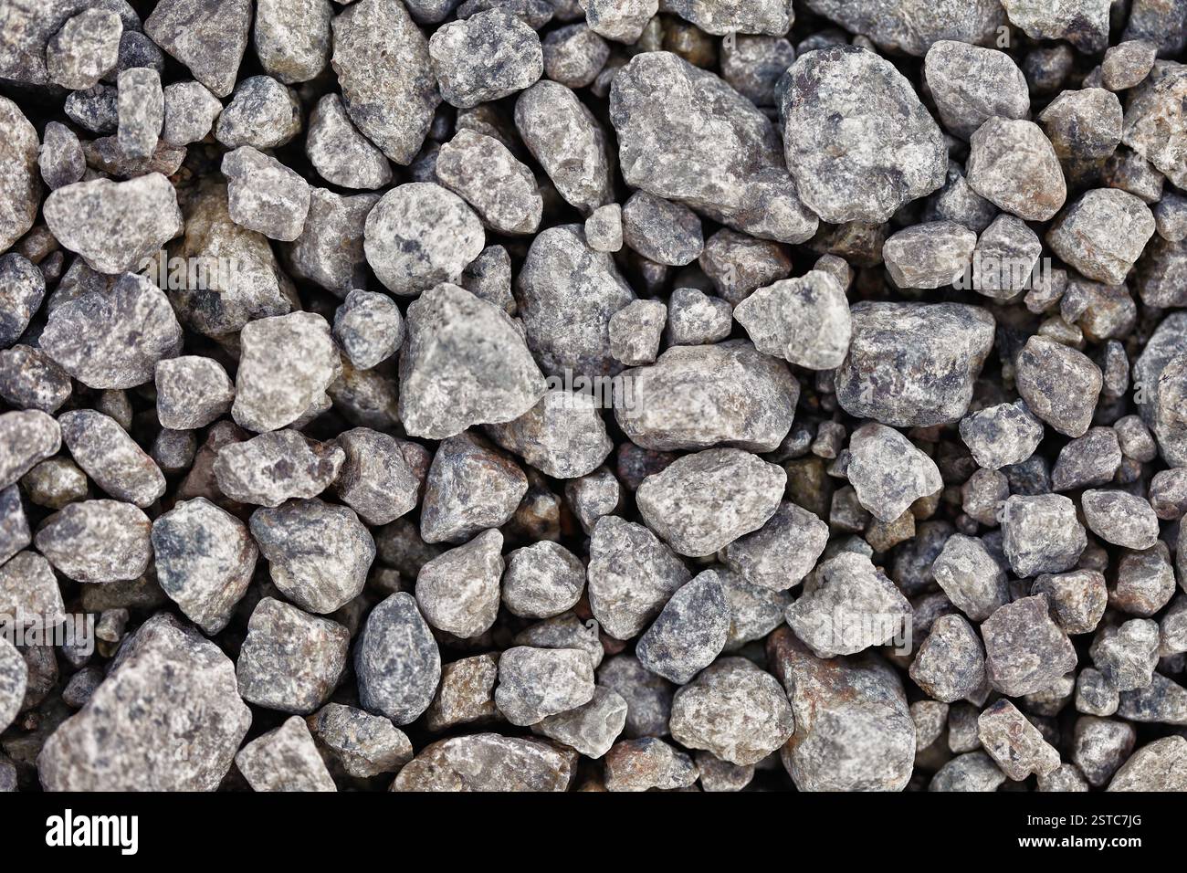 Coarse gravel for concrete Stock Photo - Alamy
