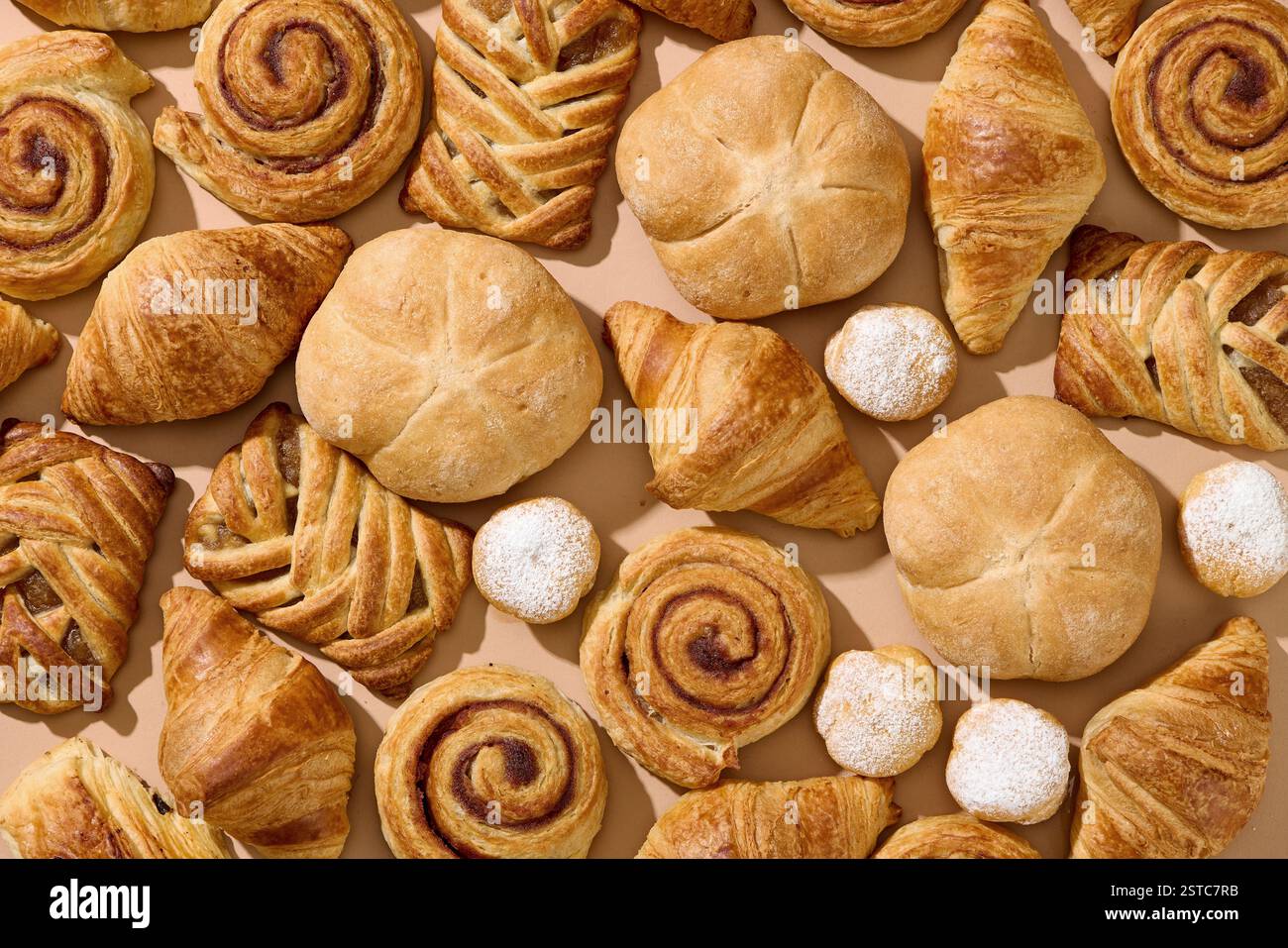 Freshly baked croissant buns hi-res stock photography and images - Alamy