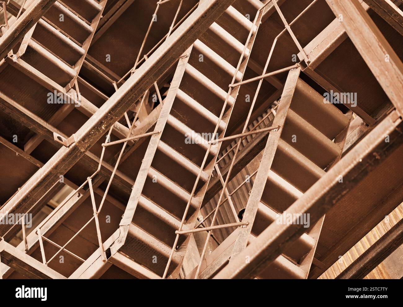 Interlocking plant hi-res stock photography and images - Alamy