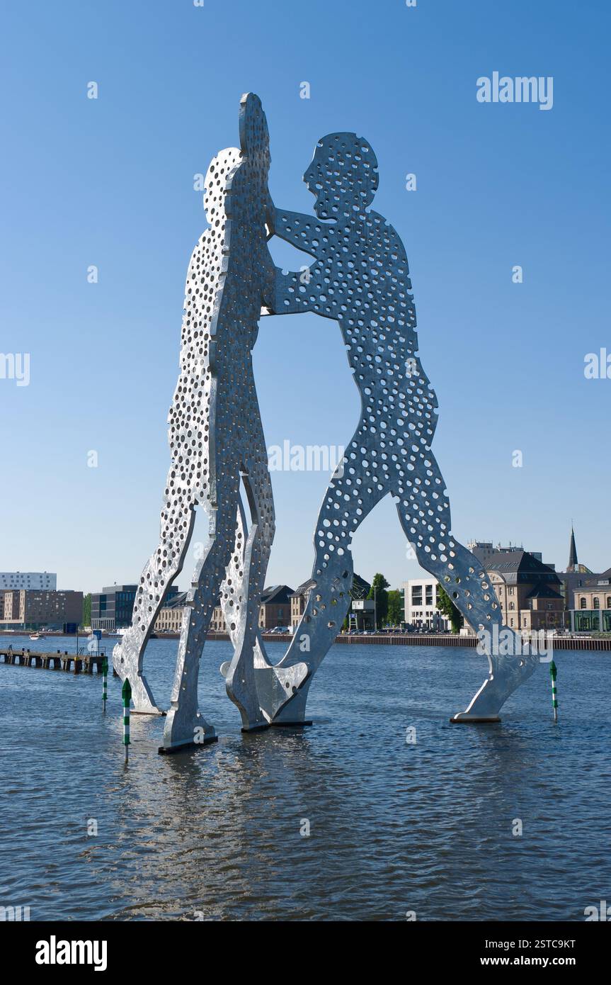 Molecule Man (sculpture Stock Photo - Alamy