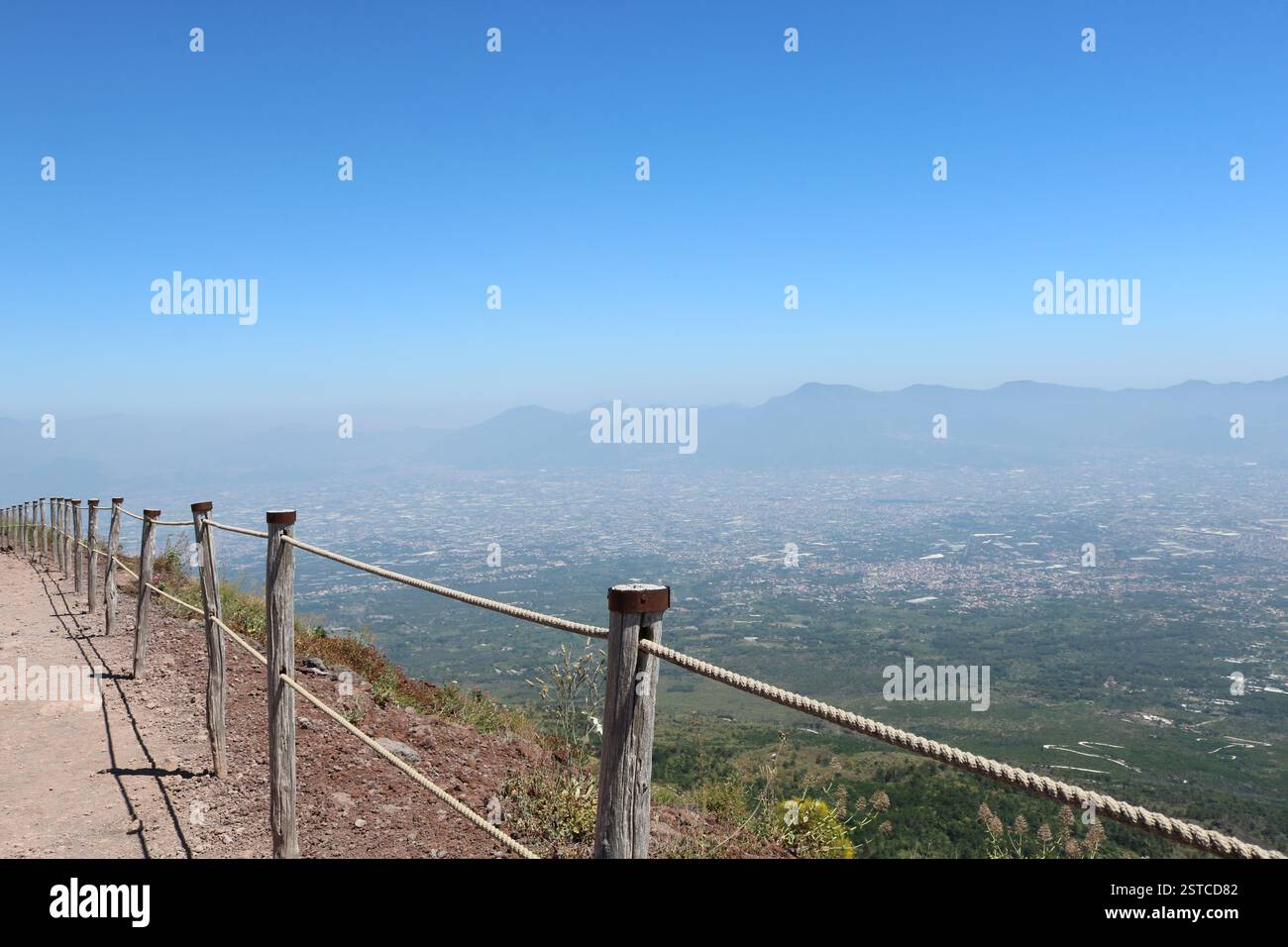 standing on the vesuvius Stock Photo - Alamy