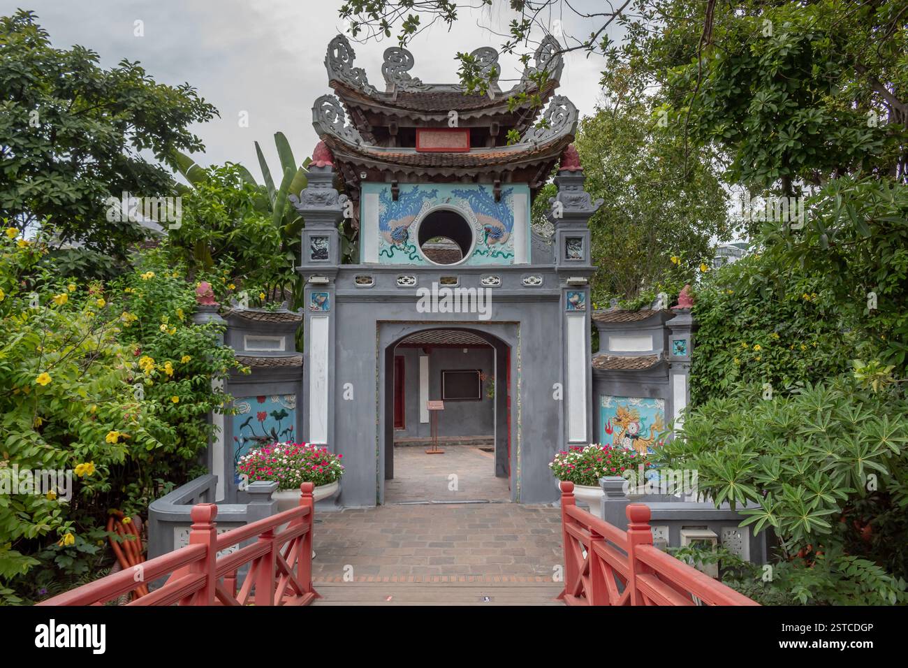 Colorful traditional Vietnamese architecture gate structure design at ...