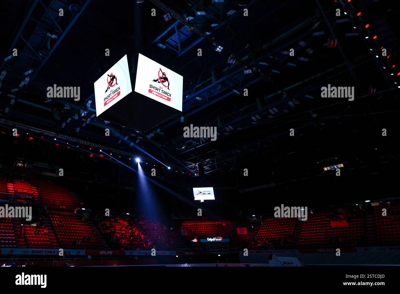 Milan, Italien. 16th Feb, 2025. A general view inside the arena during ...