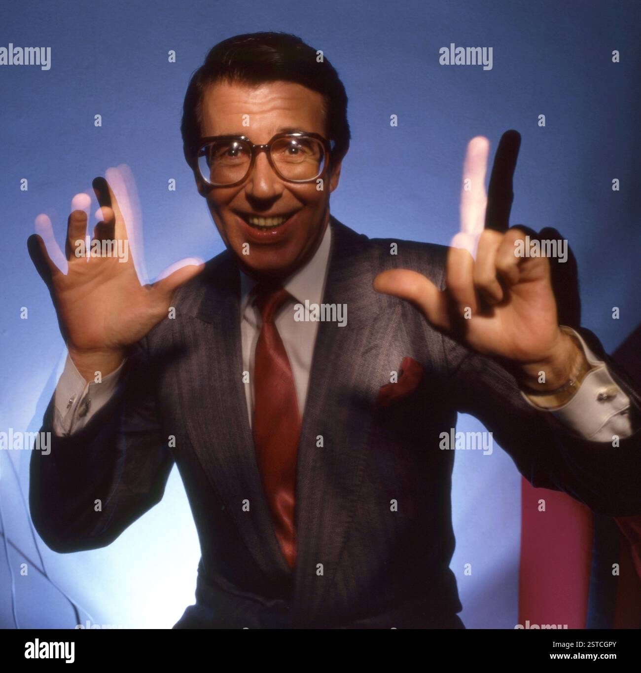 The price is right television show hi-res stock photography and images ...