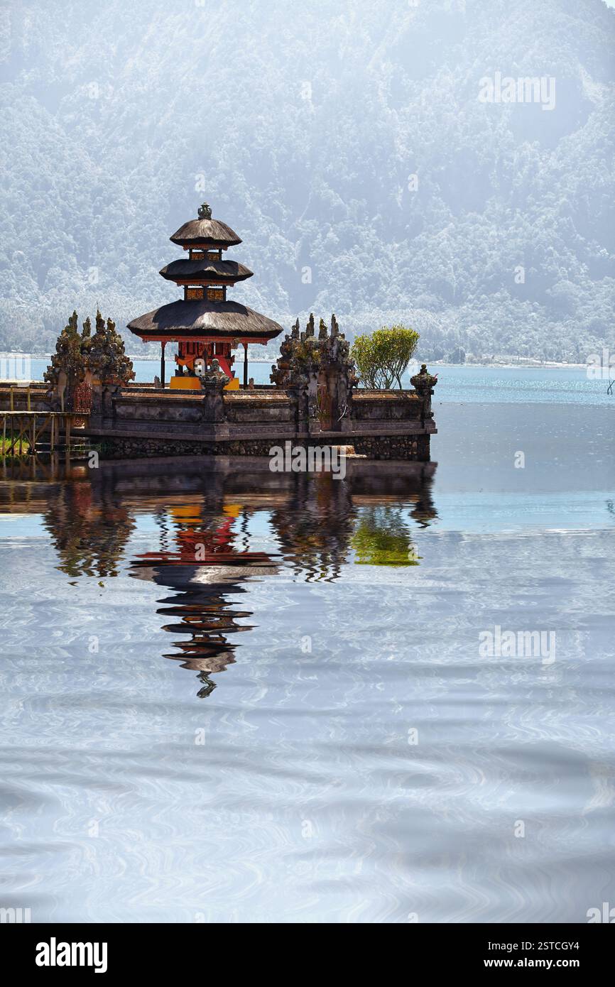 Hindu temple complex Stock Photo - Alamy