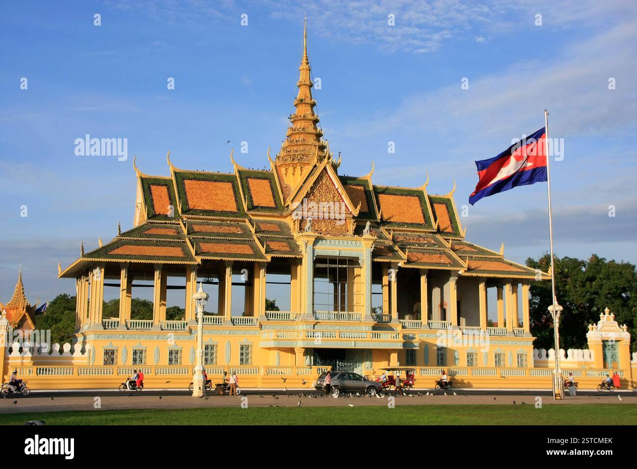 Moonlight Pavailion, Royal Palace, Phnom Penh, Cam Stock Photo - Alamy