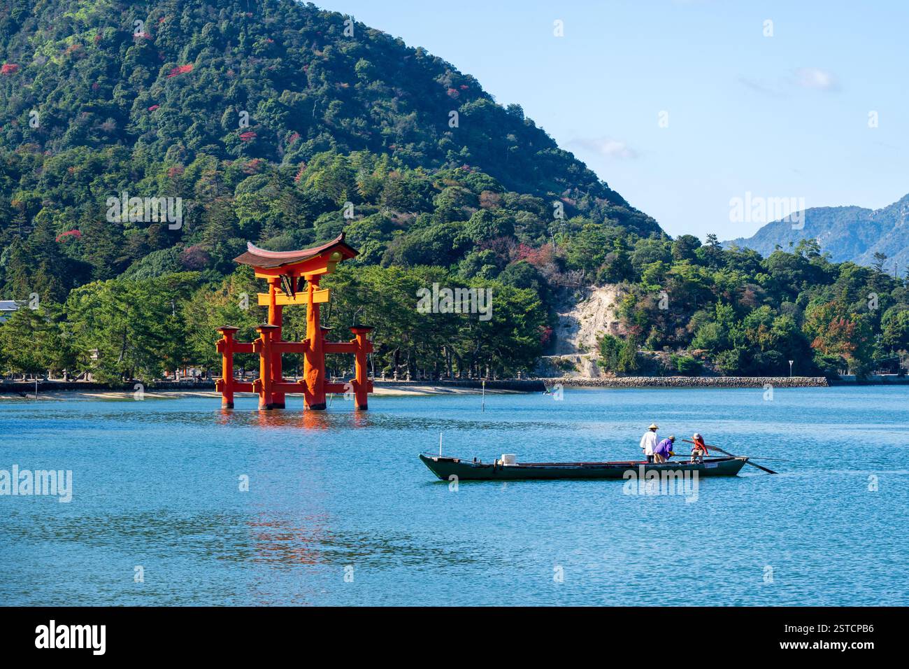 The 'Floating' Torii Gate at Miyajima Shrine with Local Boat, Hiroshima ...