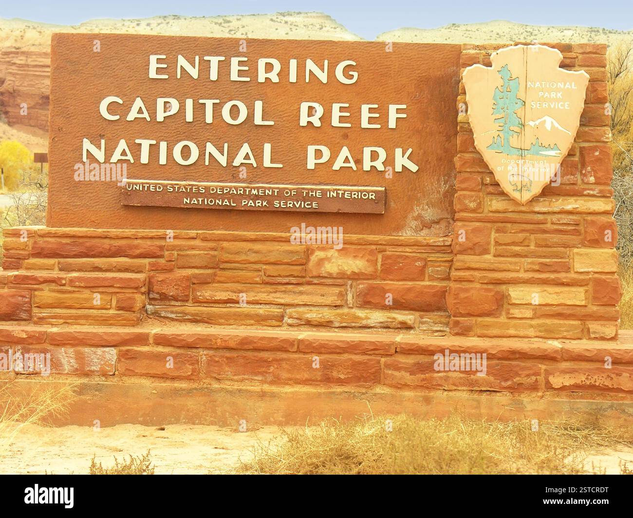Capitol reef national park sign hi-res stock photography and images - Alamy