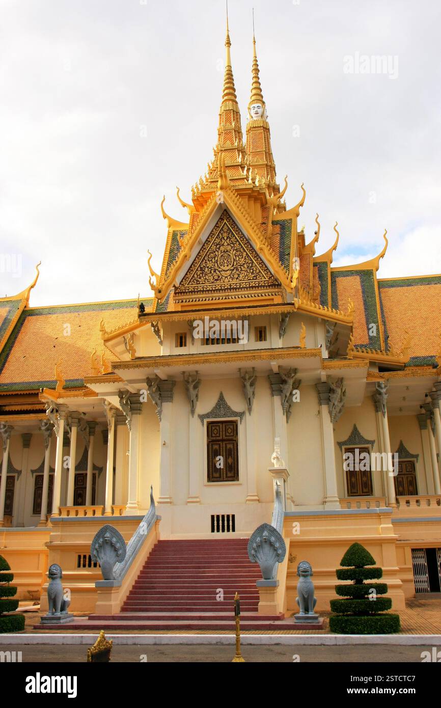 Throne Hall, Royal Palace complex Stock Photo - Alamy