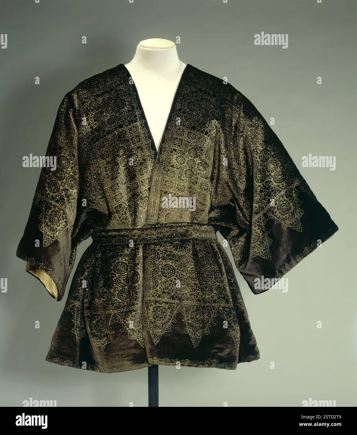 A design featuring geometric patterns reminiscent of lace from 16th ...