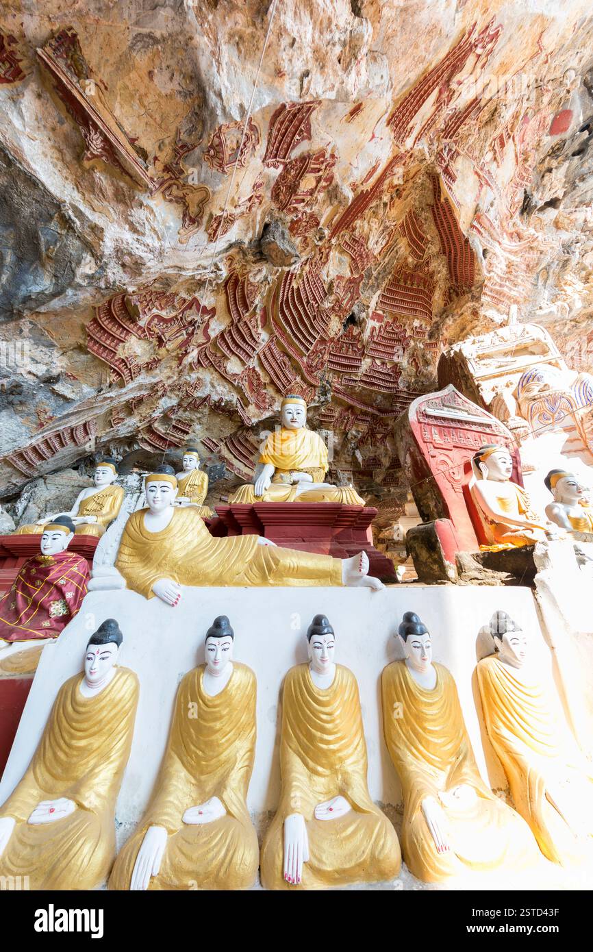 Myanmar, Kaw Goon Cave (Kawgun Cave), limestone cave temple with ...