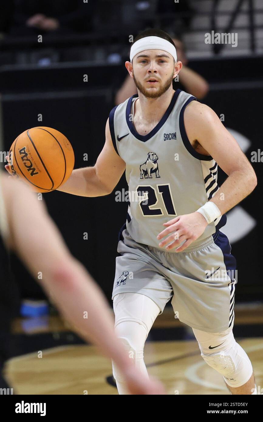 SPARTANBURG, SC - FEBRUARY 15: Samford Bulldogs guard Rylan Jones (21 ...