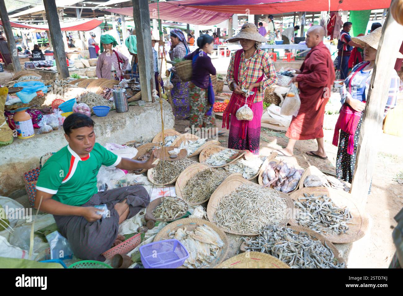Various vendors hi-res stock photography and images - Alamy