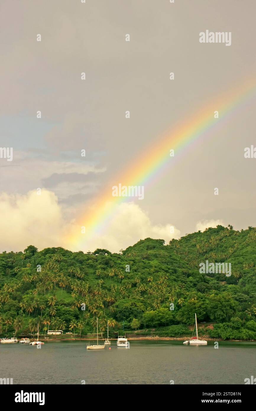Rainbow sea sail boat bay hi-res stock photography and images - Alamy