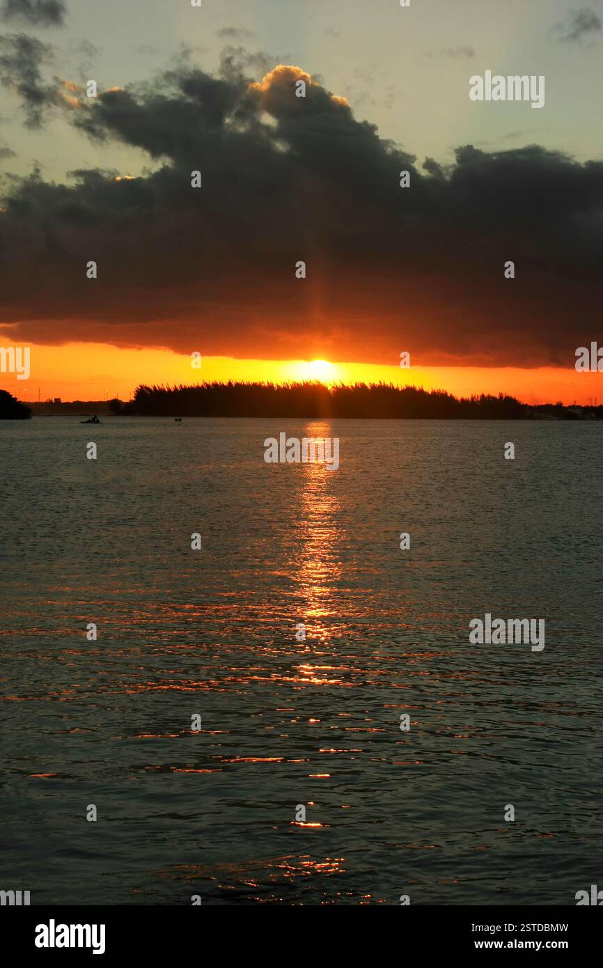Boca Chica bay at sunset, Dominican Republic Stock Photo - Alamy