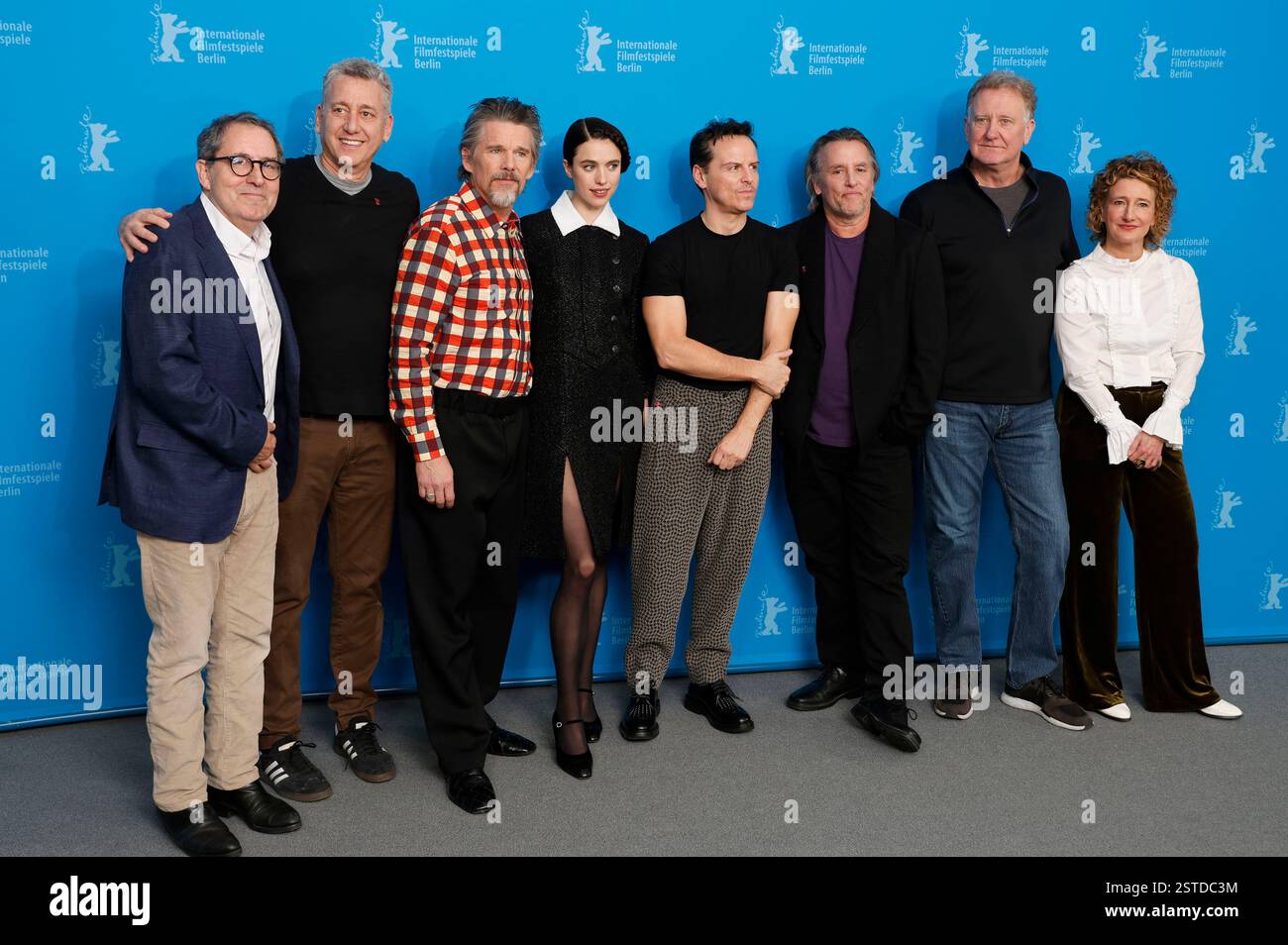 Michael Barker, John Sloss, Ethan Hawke, Margaret Qualley, Andrew Scott ...