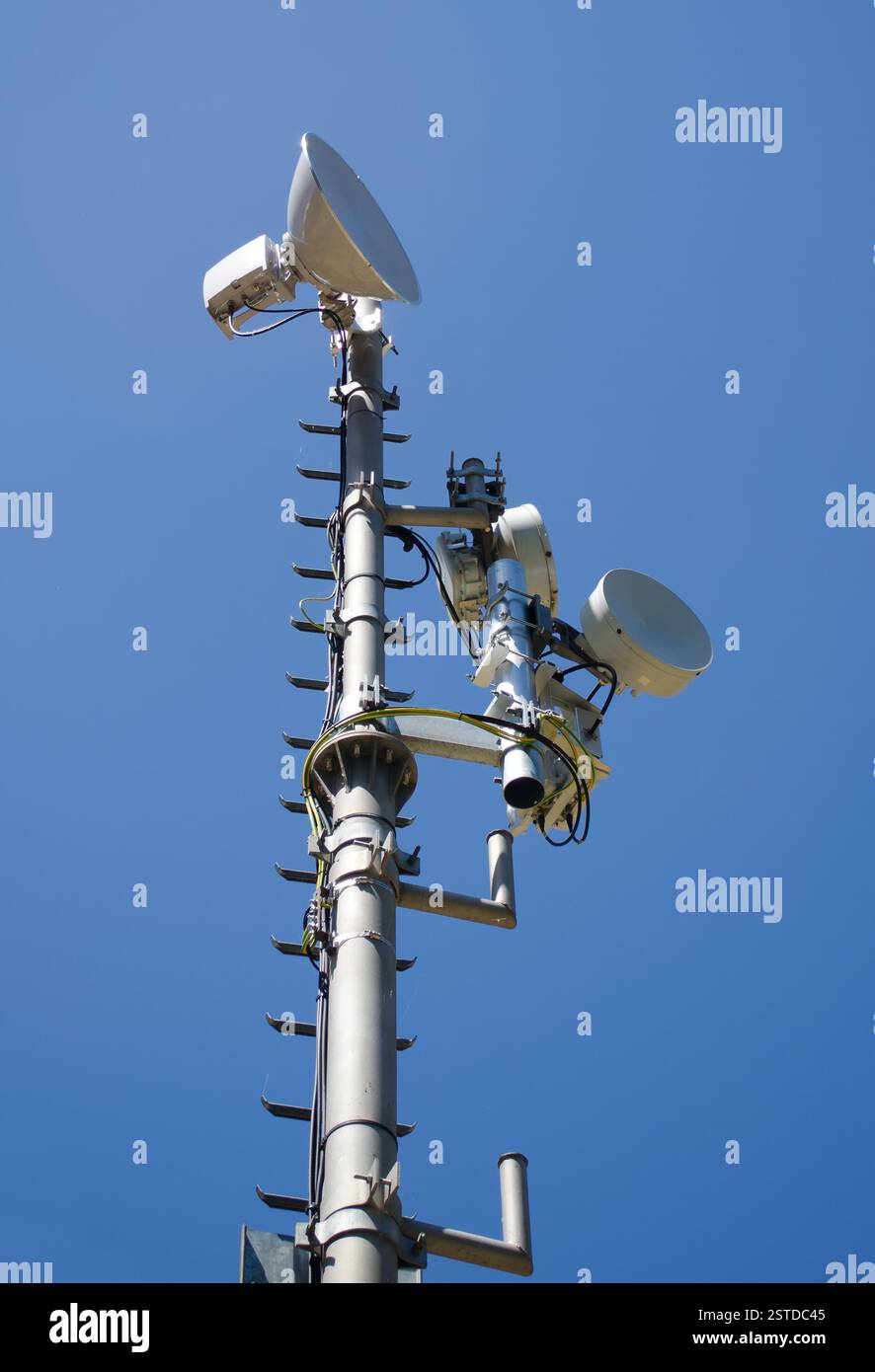 Small mobile signal antenna Stock Photo - Alamy