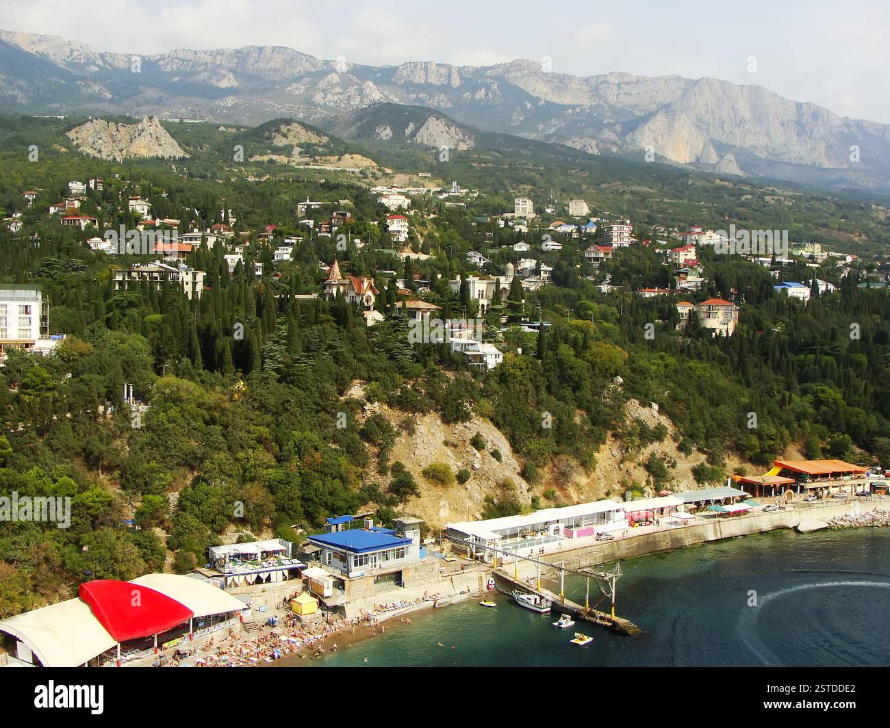 Black sea shore simeiz crimea hi-res stock photography and images - Alamy