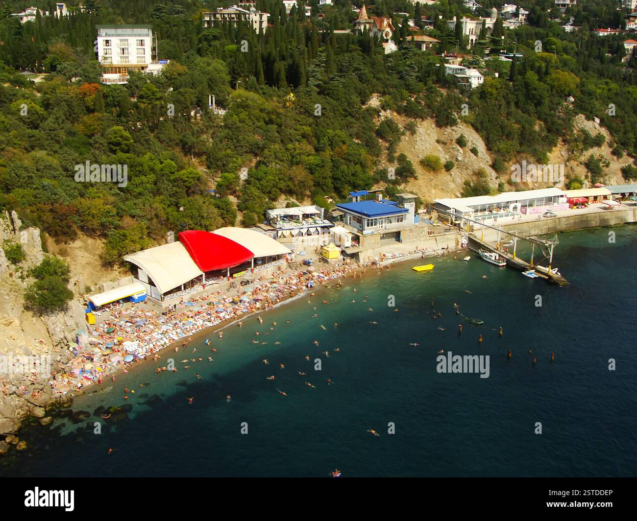 Black sea shore simeiz crimea hi-res stock photography and images - Alamy