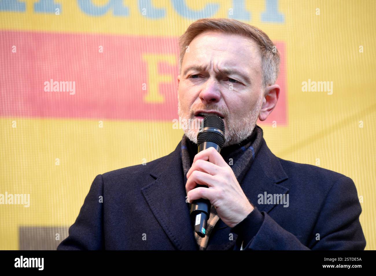 Muenchen 18.02.2025 Marienplatz Christian Lindner FDP MdB Bundestagswahlrede Muenchen *** Munich ...