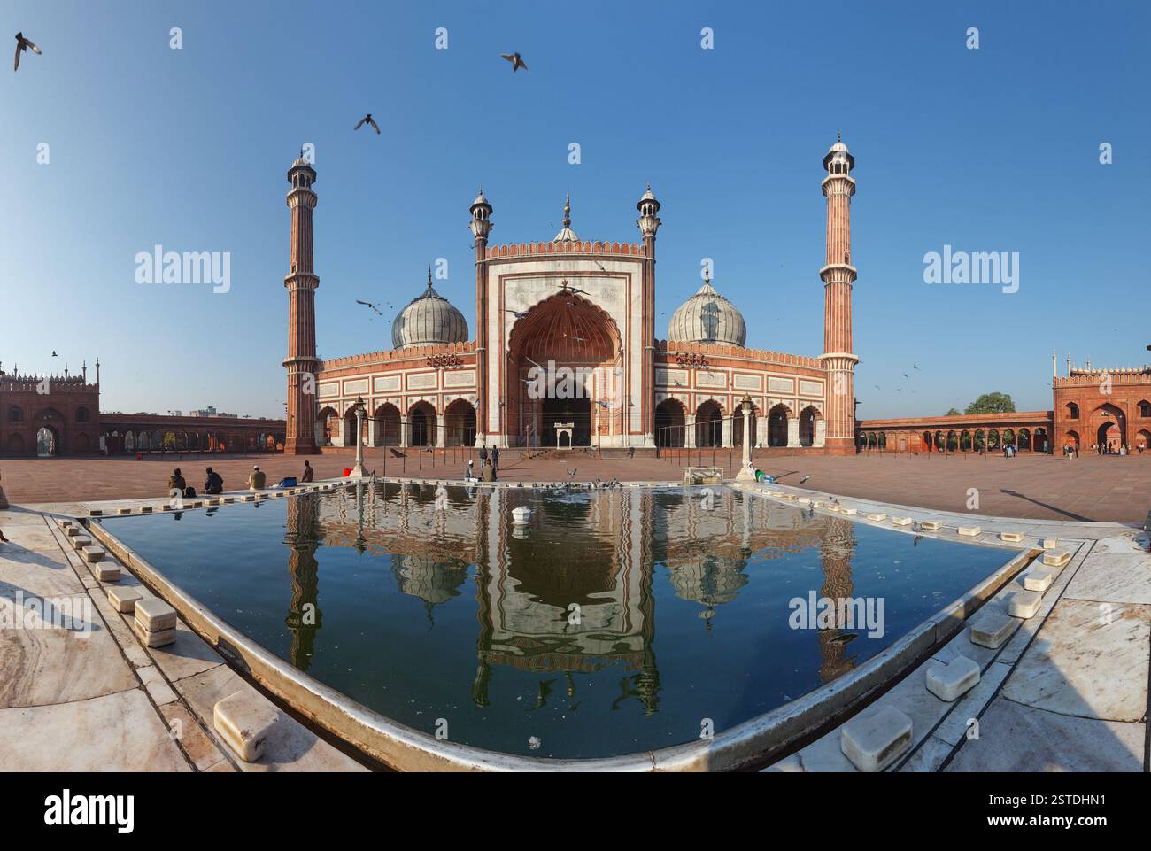 Indian landmark jama masjid mosque in delhi 180 degree panorama hi-res ...