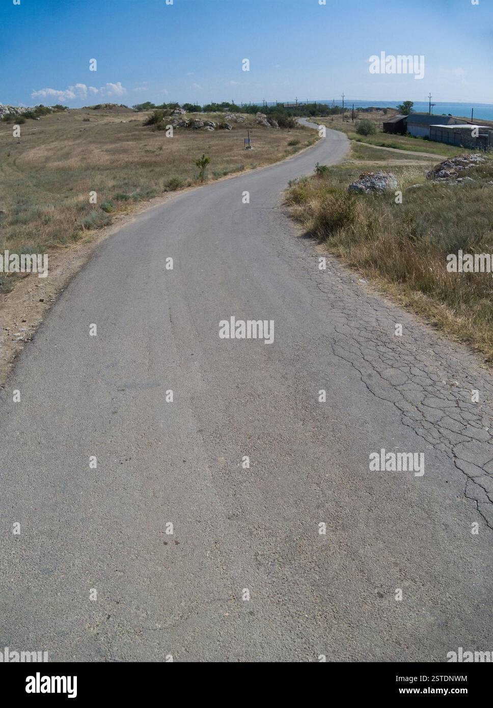 Desert road design hi-res stock photography and images - Alamy