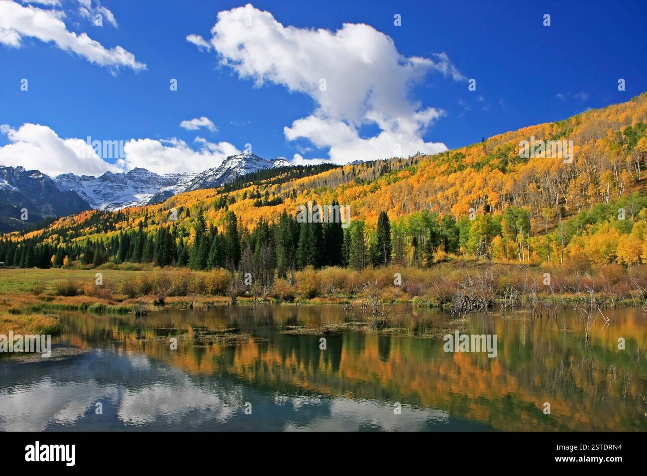 Wilderness range hi-res stock photography and images - Alamy