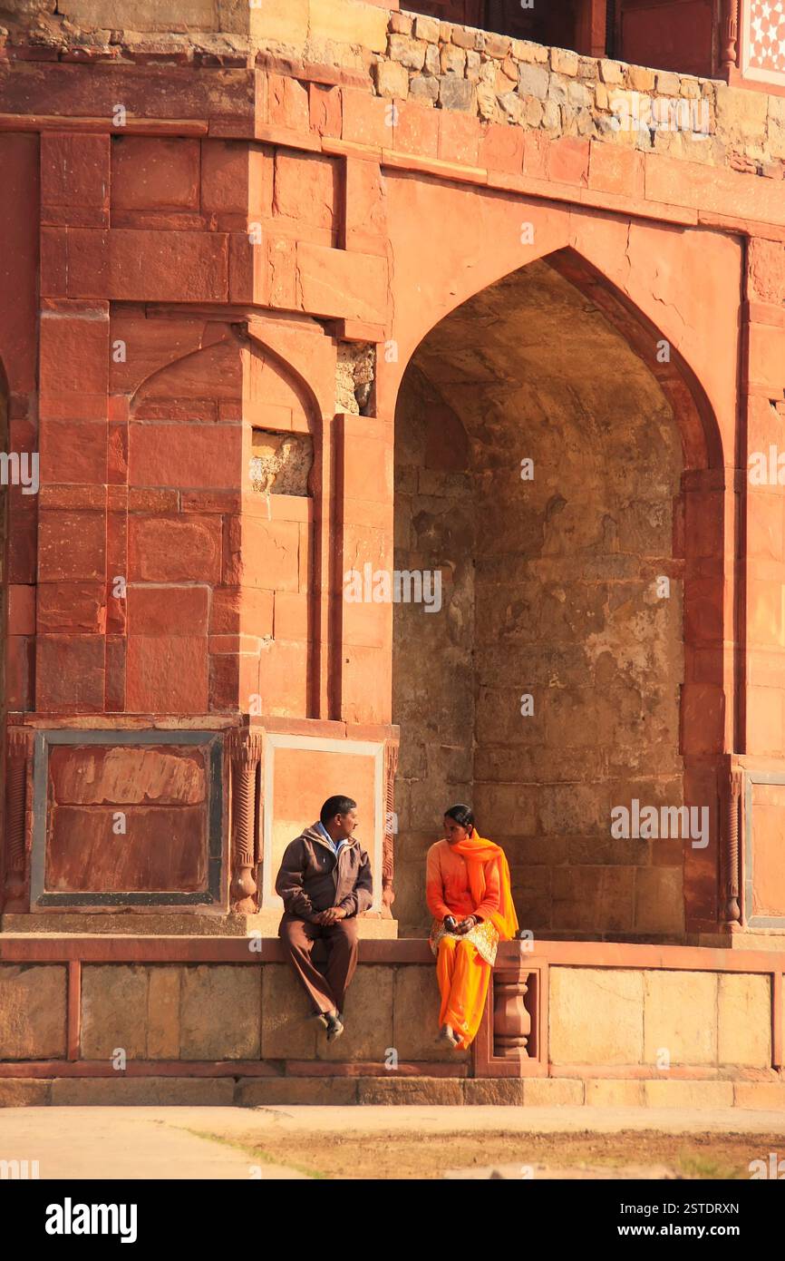 Indian library hi-res stock photography and images - Alamy