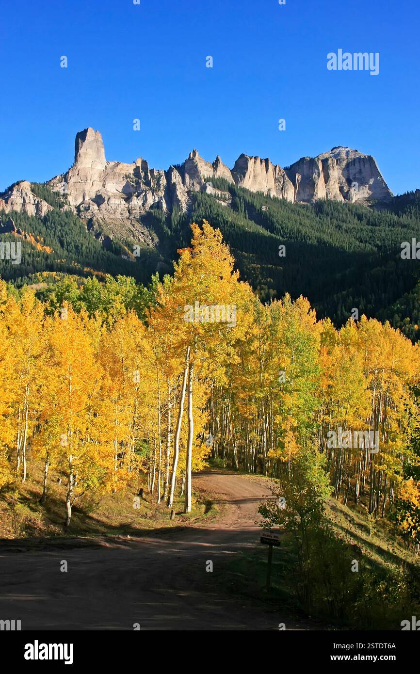 Courthouse mountain seen from Owl Creek pass, Oura Stock Photo - Alamy