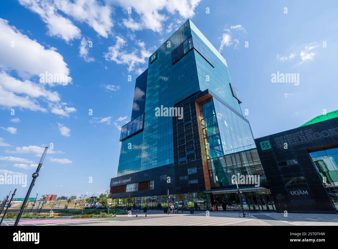 Campus de longueuil hi-res stock photography and images - Alamy