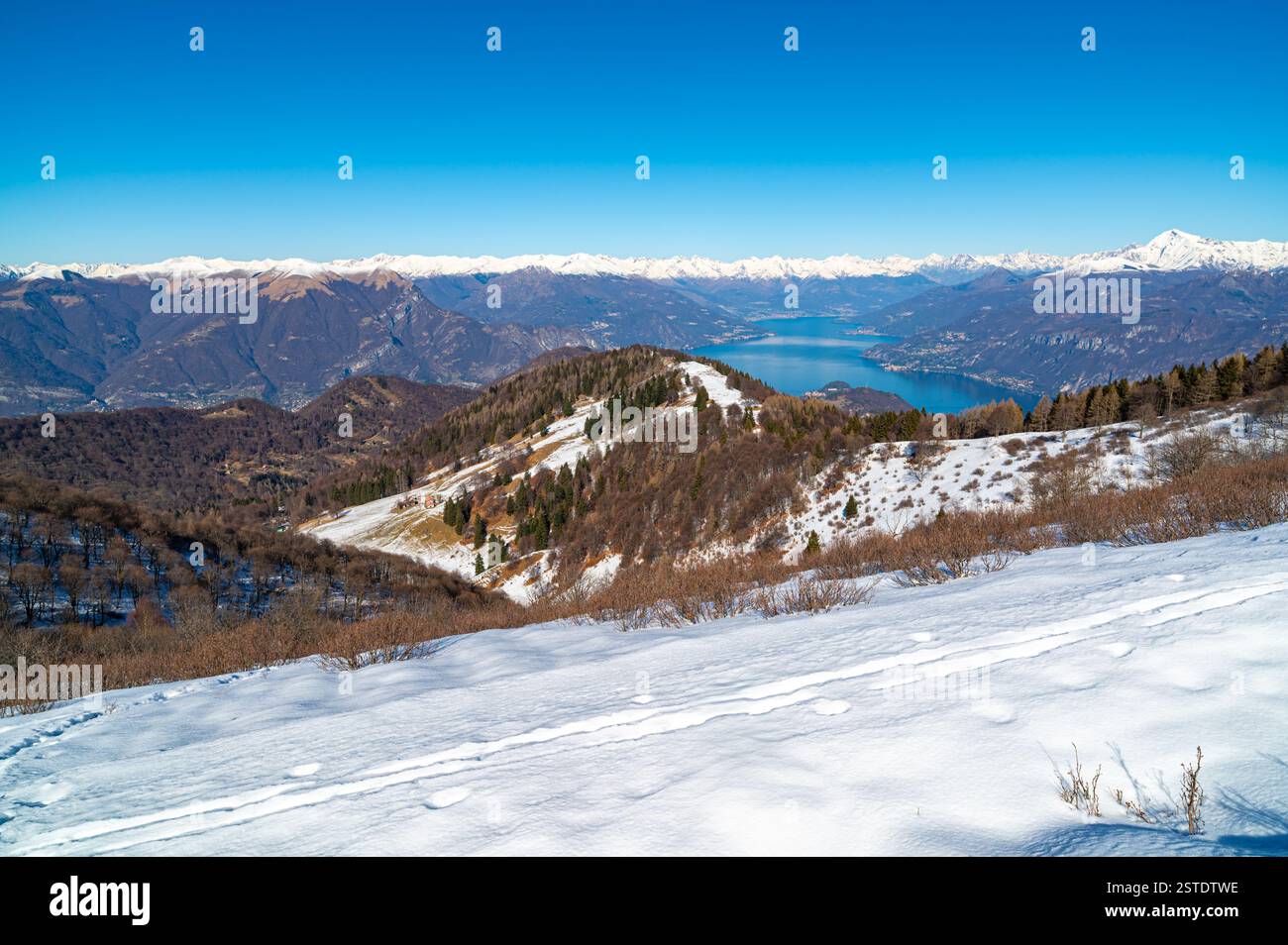 Panorama on Lake Como, photographed from Monte San Primo, with Bellagio ...