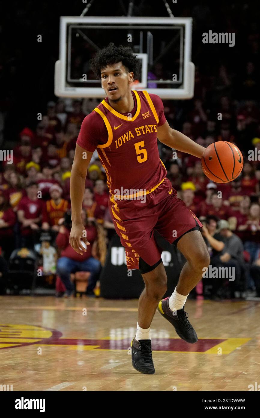 Iowa State guard Curtis Jones drives up court during the second half of ...