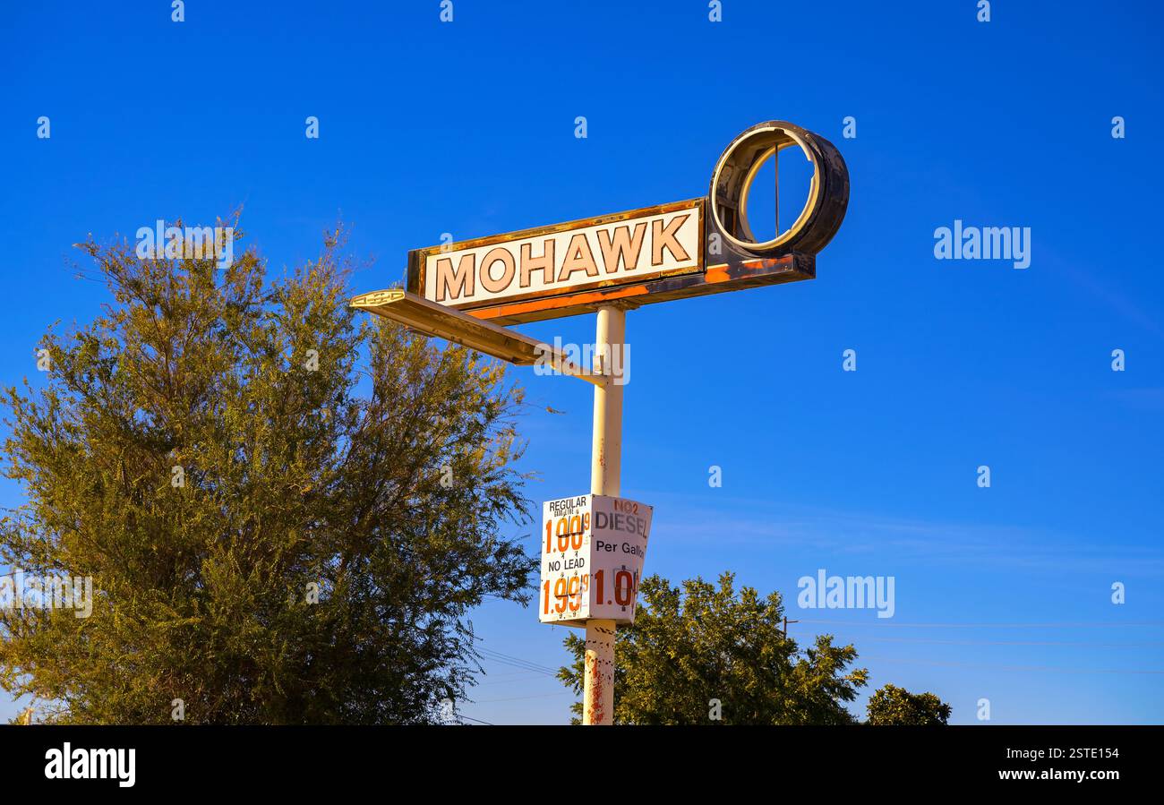 Abandoned Mohawk Gas Station Sign on Route 66 Stock Photo - Alamy
