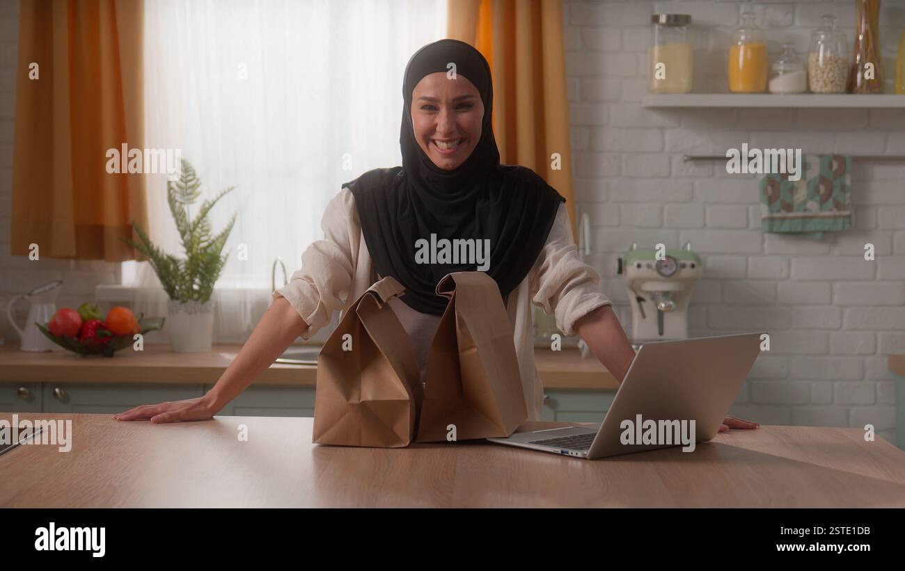 Islamic girl Muslim woman in hijab lady Indian female housewife client ...