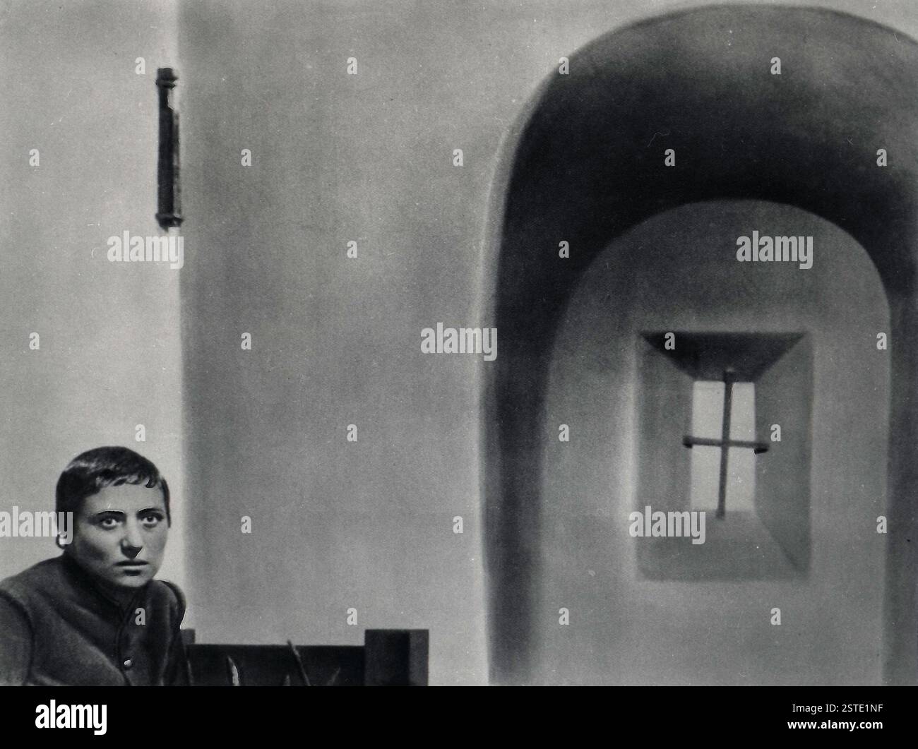 Actress Renee Jeanne Falconetti in the movie The Passion of Joan of Arc ...