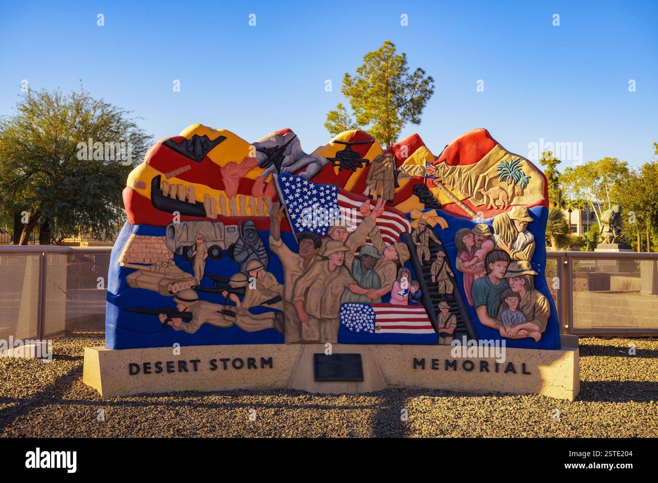 Army in desert storm hi-res stock photography and images - Alamy