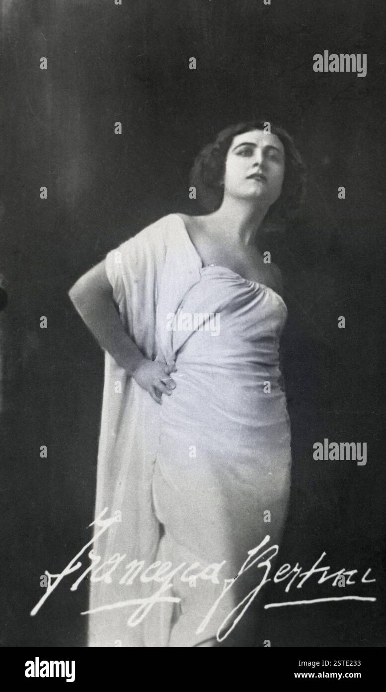 Italian actress Francesca Bertini, 1920s Stock Photo - Alamy