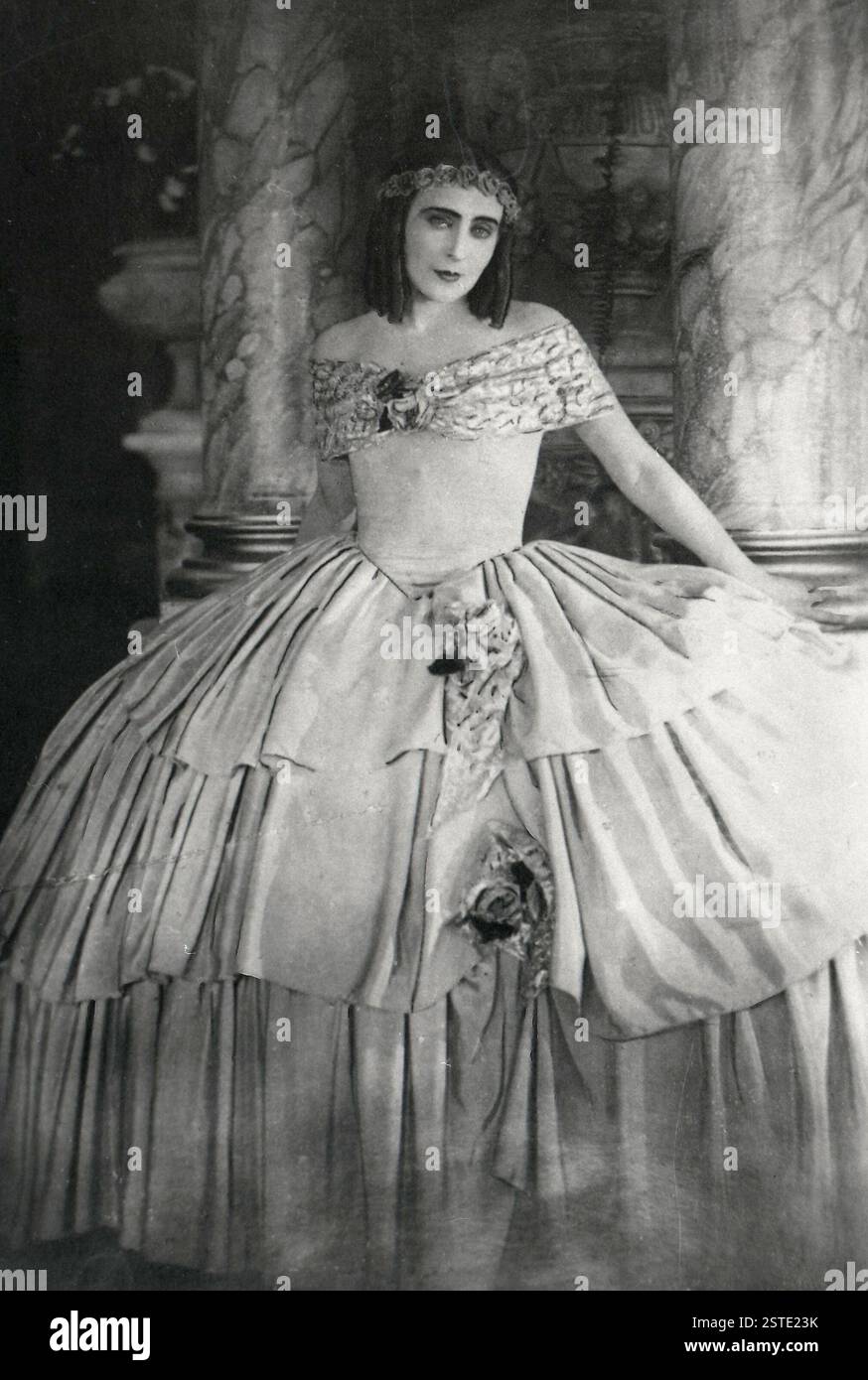 Italian actress Soava Gallone in the movie La cavalcata ardente, Italy ...