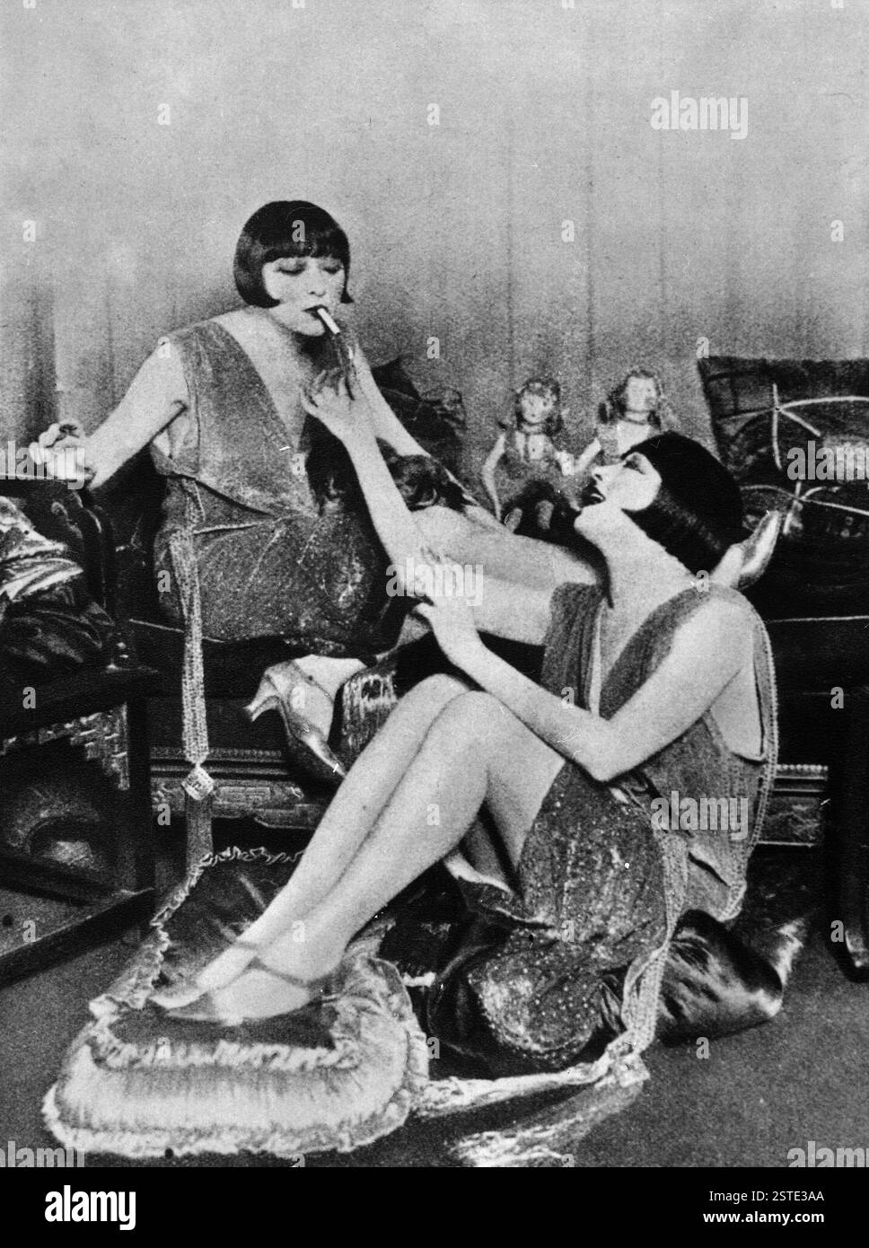 Hungarian-American twin dancers, singers, and actresses Dolly Sisters ...