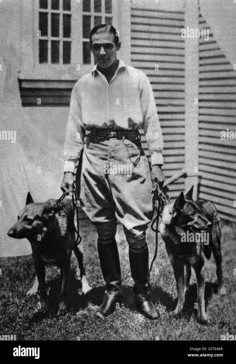 American-Italian actor Rudolph Valentino, USA 1920s Stock Photo - Alamy
