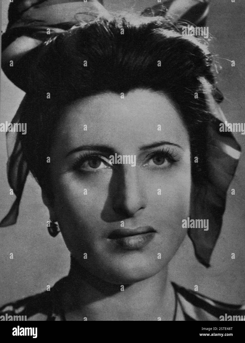 Italian actress Anna Magnani in the movie La Vita é bella, 1943 Stock ...