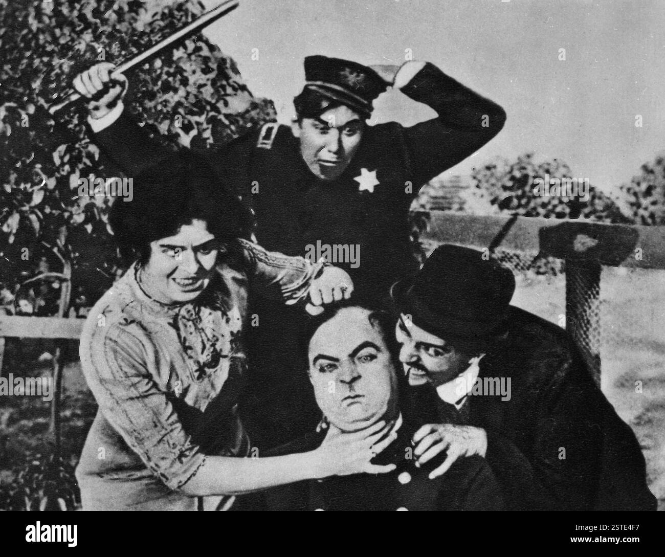 Mack sennett comedy hi-res stock photography and images - Alamy