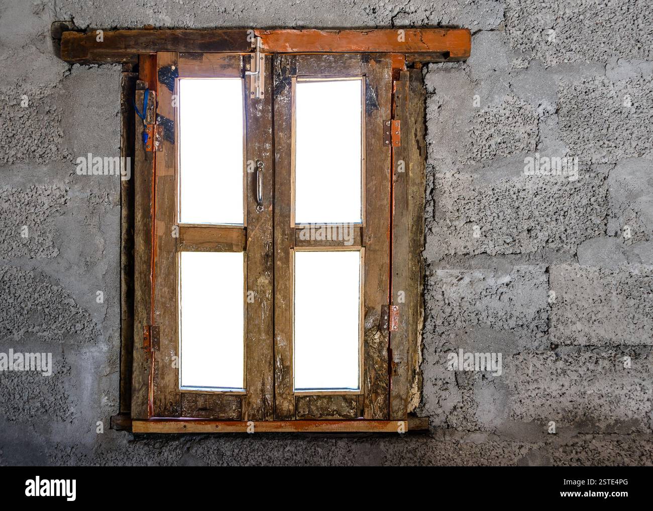 Cynder block wall and window with white copyspace Stock Photo - Alamy