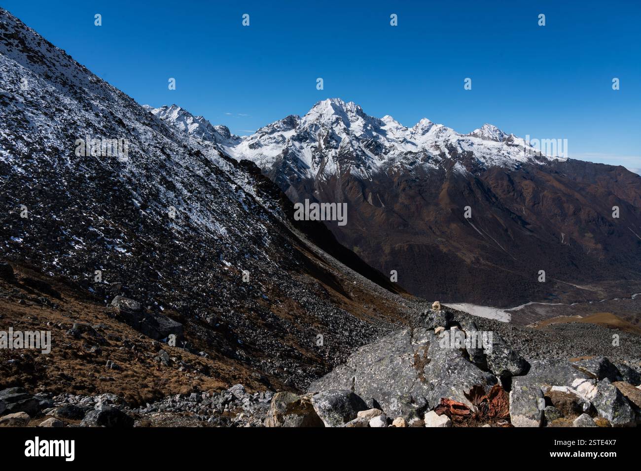 Beautiful Himalayan Range with Yala Peak Mountain View from Tsergo Ri ...