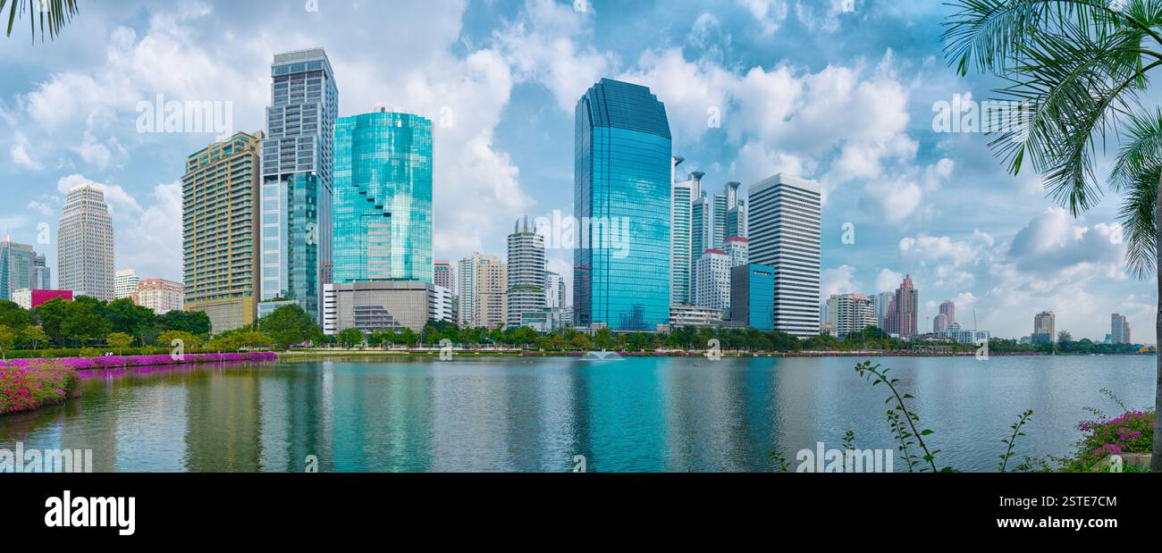 Lumpini park bangkok skyscrapers hi-res stock photography and images ...