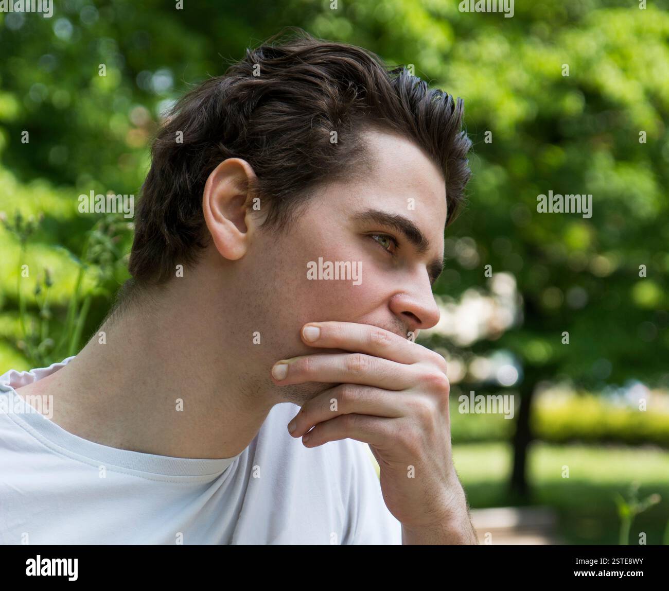 Unhappy hi-res stock photography and images - Alamy