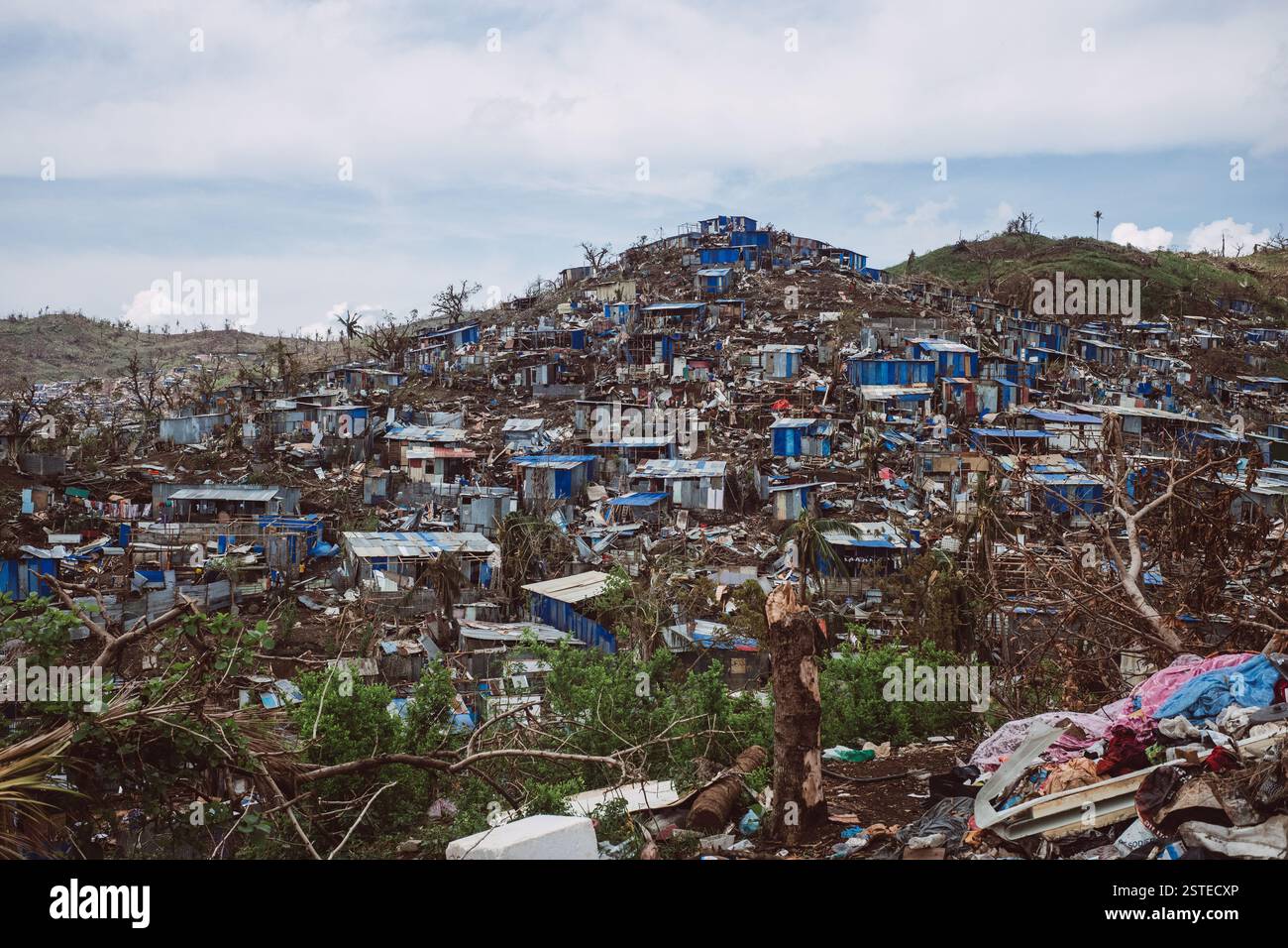 Mayotte, France. 26th Dec, 2024. On the heights of the Kaweni slum in Mayotte, considered the ...