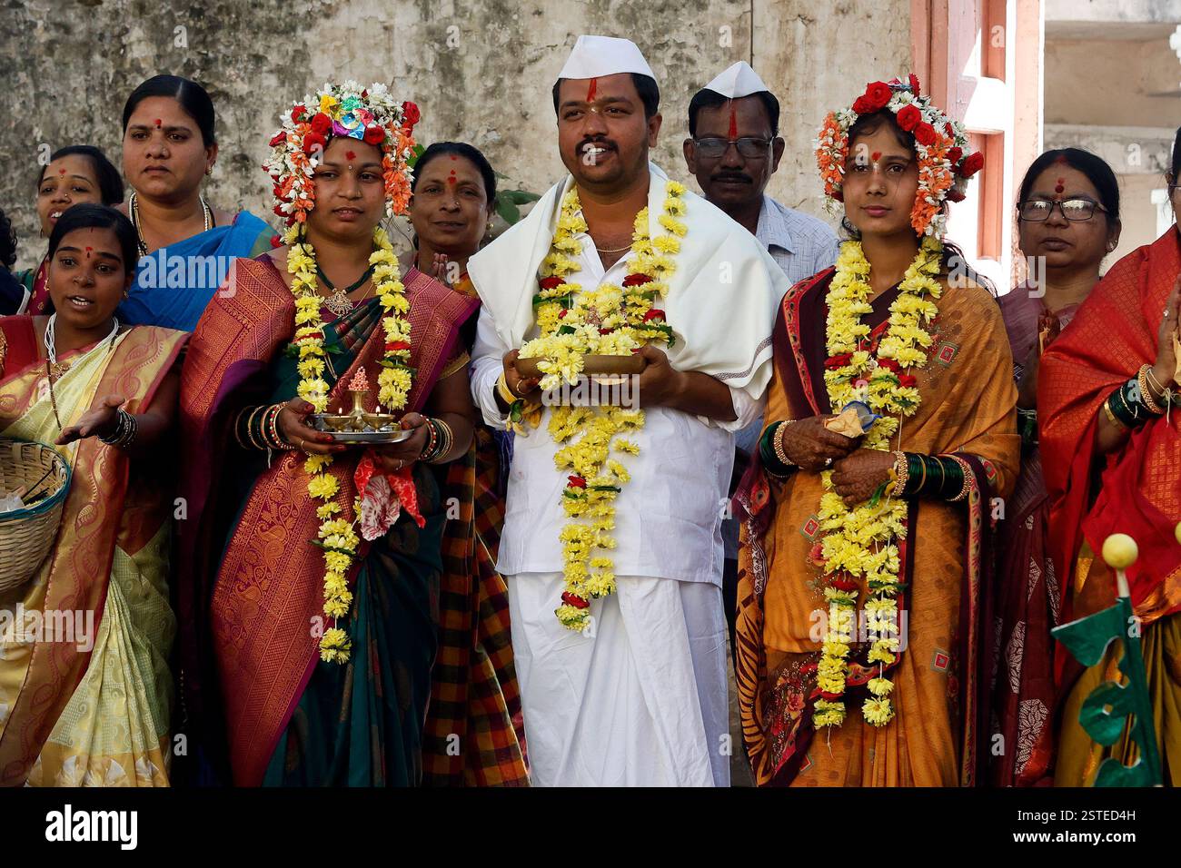 Bride and groom at a wedding ceremony in Viayapura (Bijapur), Karnataka ...