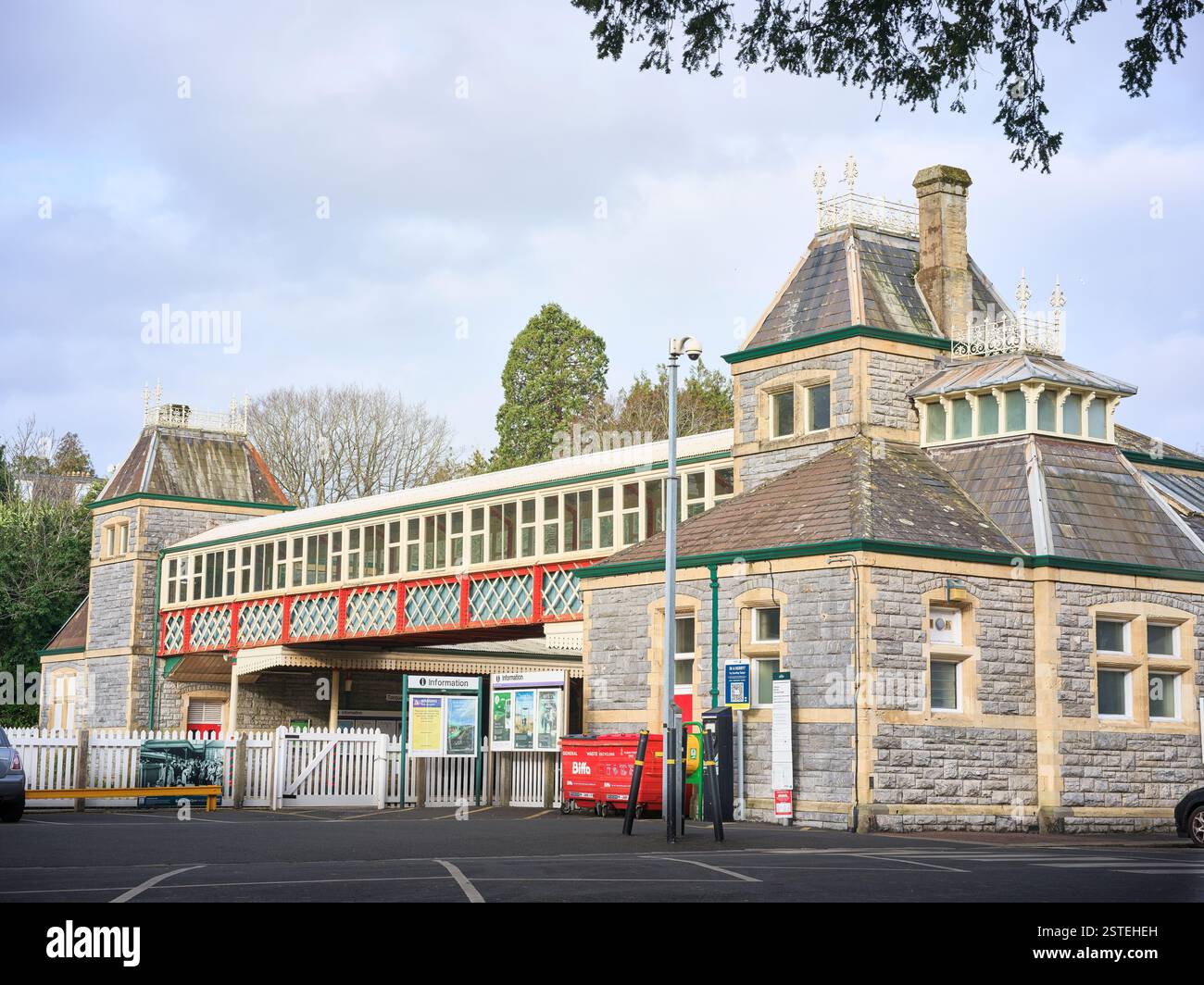 Torquay railway station, England Stock Photo - Alamy