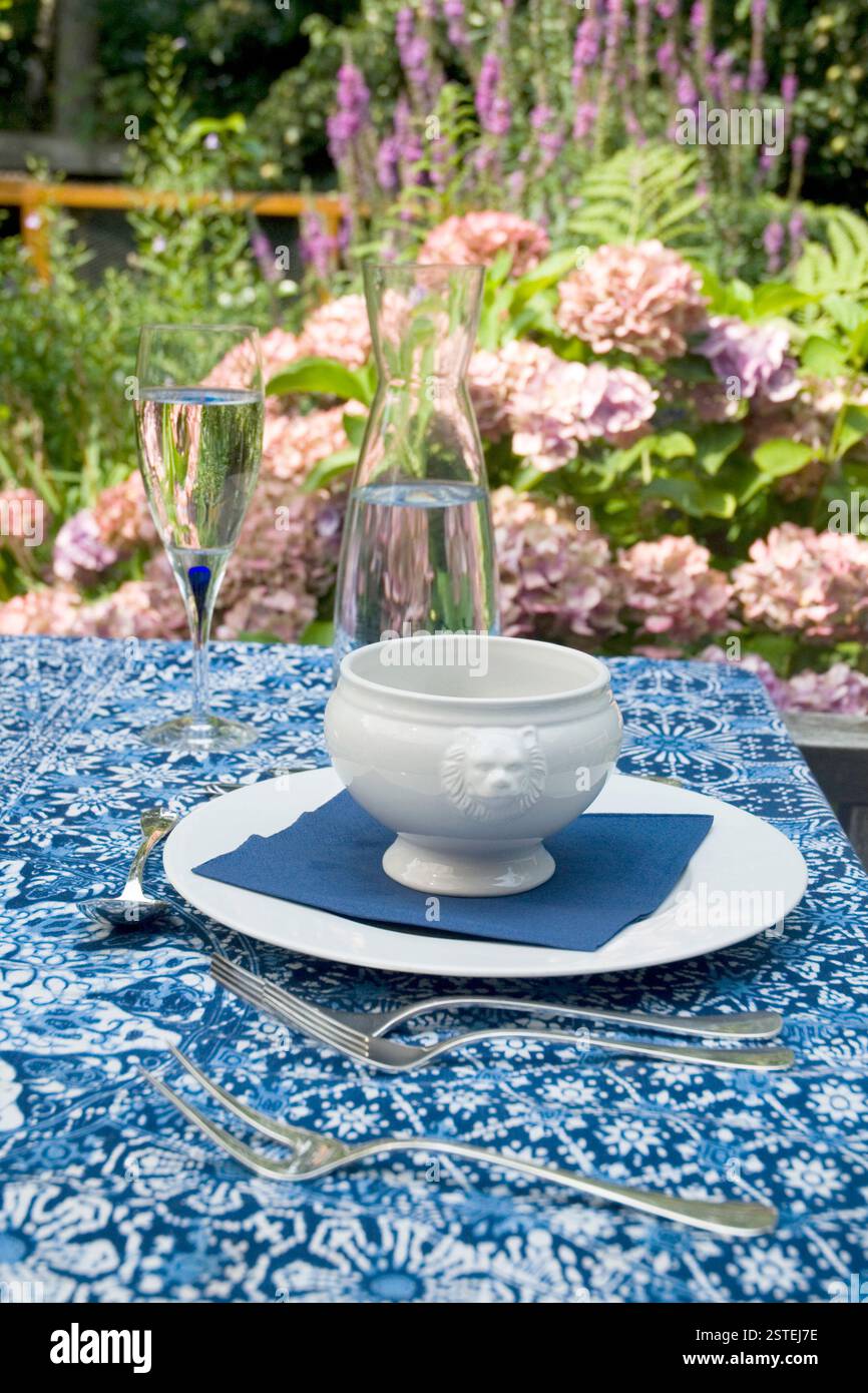 Dinner for one Stock Photo - Alamy